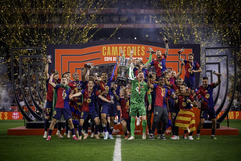 Koundé, un gol para la historia y un Barça campeón de Copa - INIESTAZO